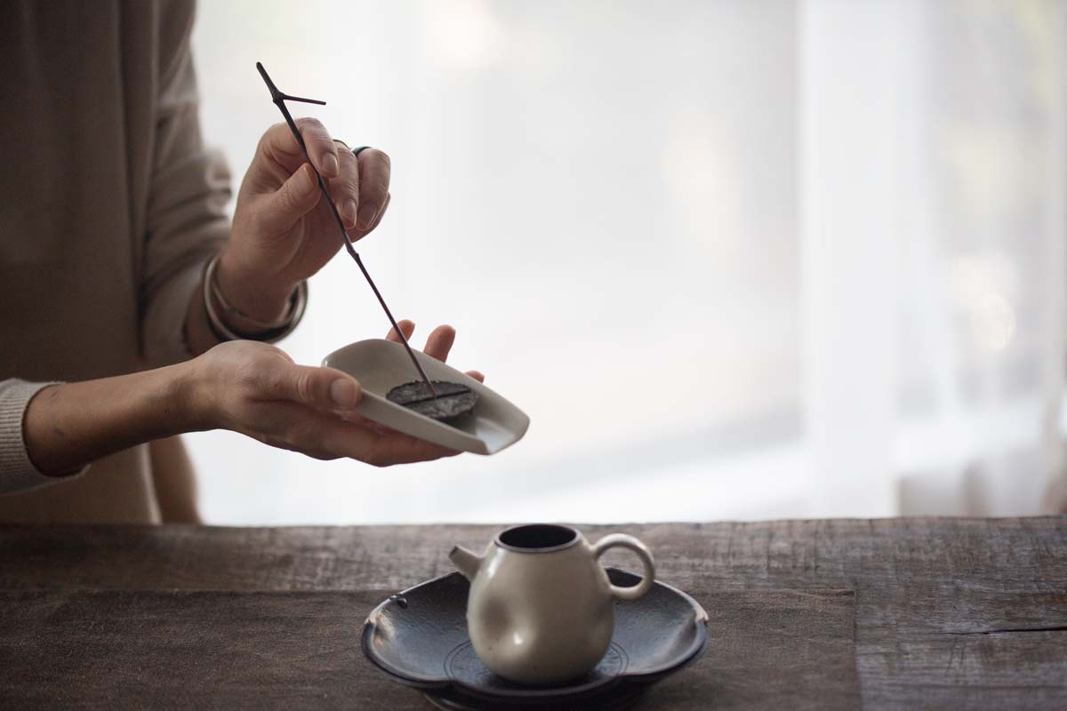 Tea Needle Collective | BITTERLEAF TEAS