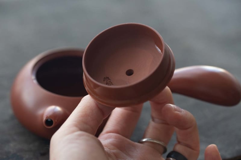 Chaozhou Clay Comet Kyusu Teapot | BITTERLEAF TEAS