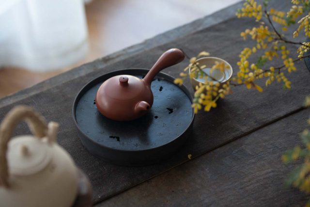 Chaozhou Clay Comet Kyusu Teapot | BITTERLEAF TEAS