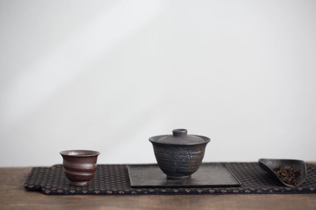 Brocade Table Run 43x21 | BITTERLEAF TEAS