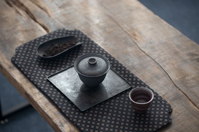 Brocade Table Run 43x21 | BITTERLEAF TEAS