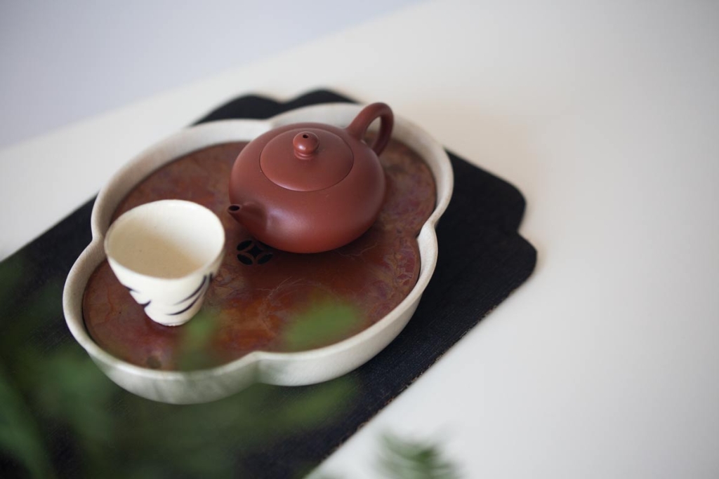Chaozhou Da Hong Pao Clay Full Moon Teapot | BITTERLEAF TEAS