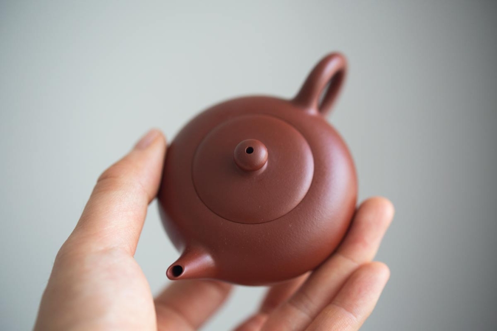 Chaozhou Da Hong Pao Clay Full Moon Teapot | BITTERLEAF TEAS