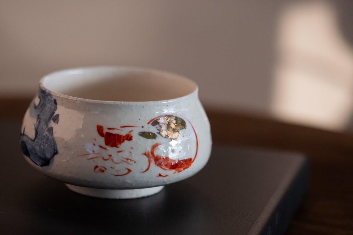 Gilded Qinghua Waste Bowl | BITTERLEAF TEAS