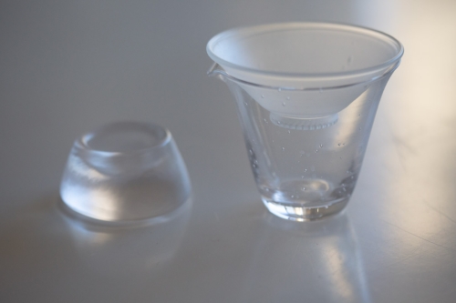Fizz Frosted Glass Strainer | BITTERLEAF TEAS